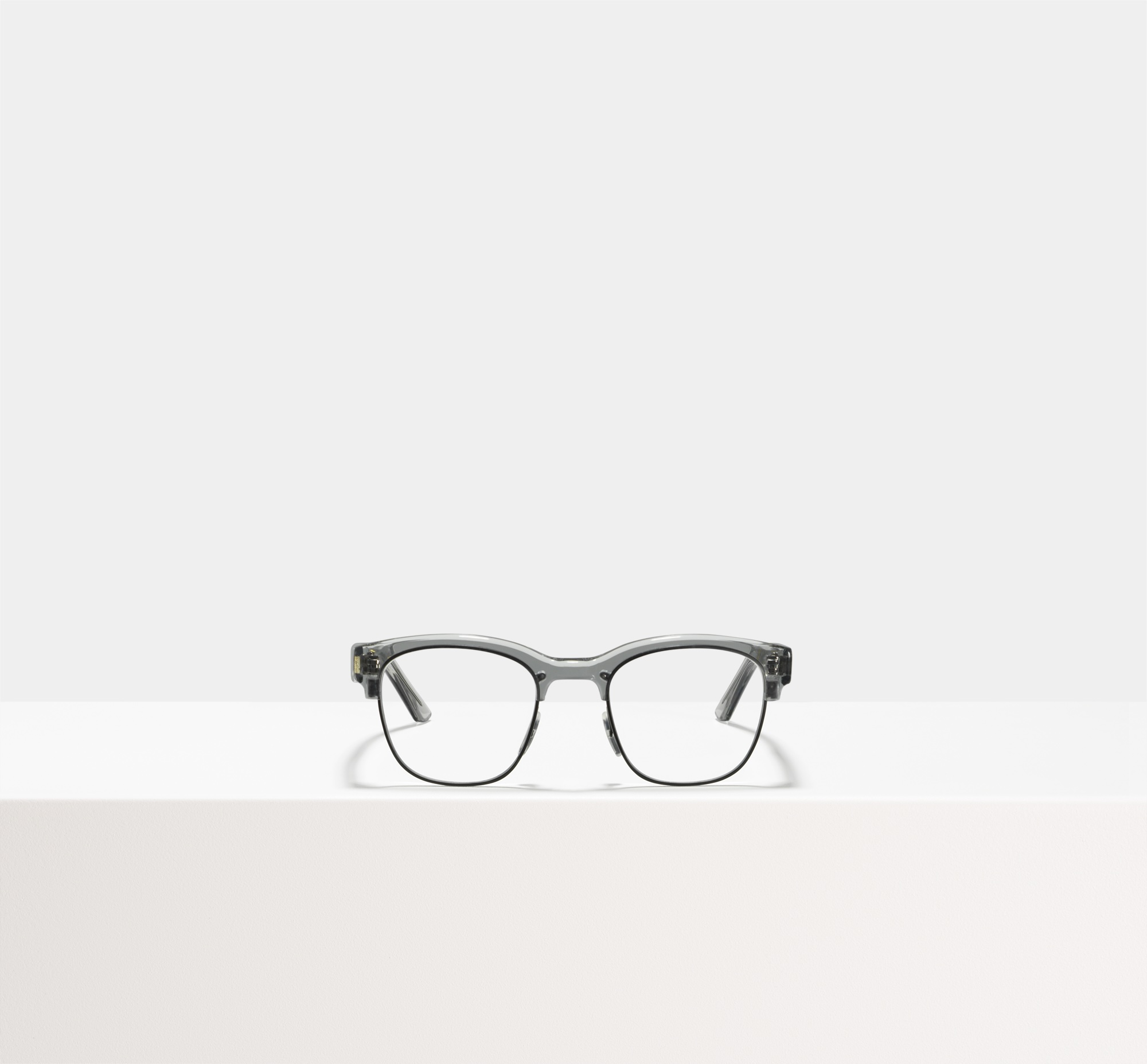 Jules Small Matte Black Smoke | Square Metaal Brillen | Ace & Tate